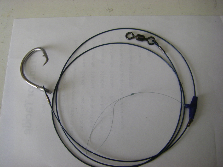castable shark rig 1.5 mtr 120kg with 16/0 s/s circle hook